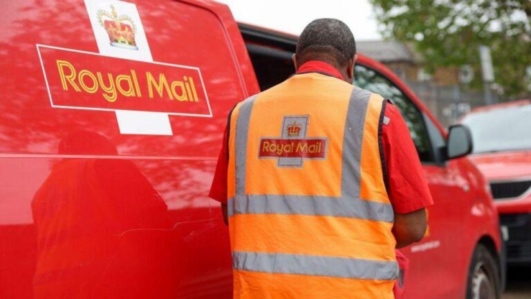 Royal Mail Careers – Jobs Paying £11.80/Hour to £35,000/Year - Insight ...